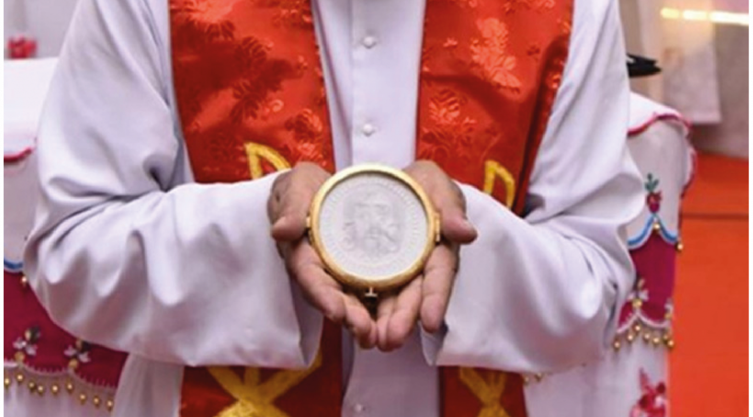 Rostro de Jesús en la Hostia: Vaticano reconoce milagro eucarístico en India - ZENIT - Espanol